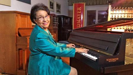 Celesta – Instrument, History, Sound & More (2020) | Schiedmayer ...